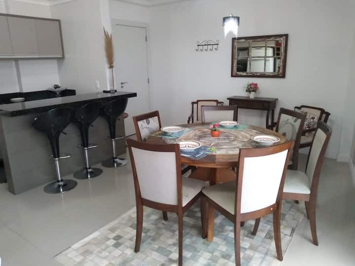 Apartamento Aconchegante A 100 Metros Do Mar - Pôrto Belo