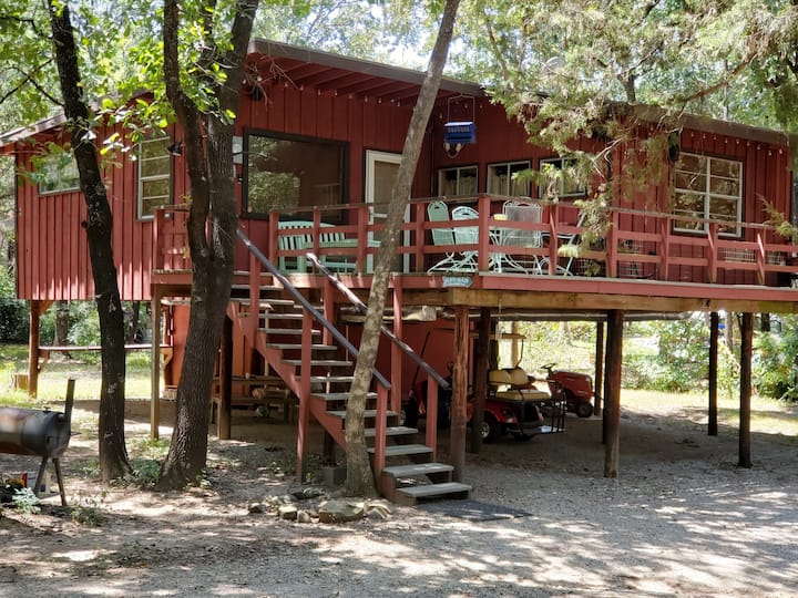 Lake Texoma Tree House - Beach Access - テキソマ湖