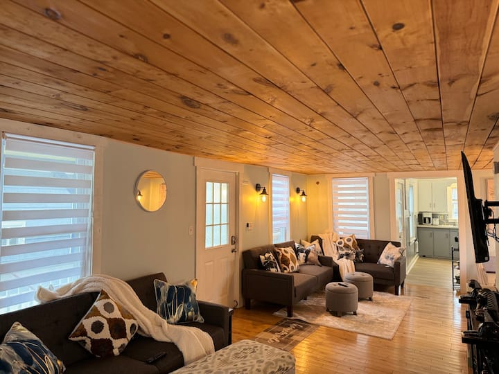 Lovely Home In Old Orchard Beach - Old Orchard Beach, ME