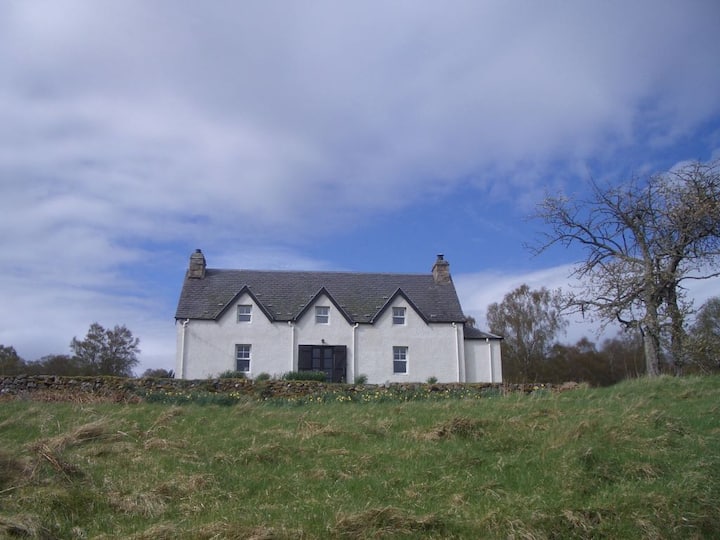 Kilmartin Estate Cottage, Stl Licence Hi-50387-f - Loch Ness