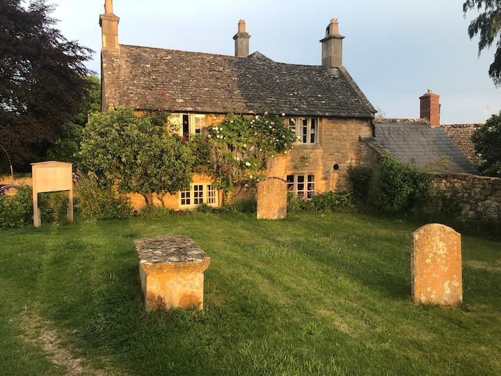 Charming Grade Ii Listed Cottage, Near Broadway - Evesham