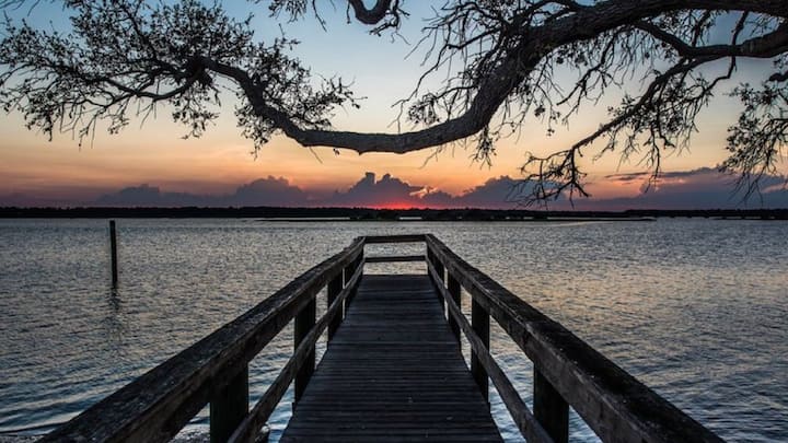 Across The Street From The Ocean And Intercostal! - Crescent Beach, FL