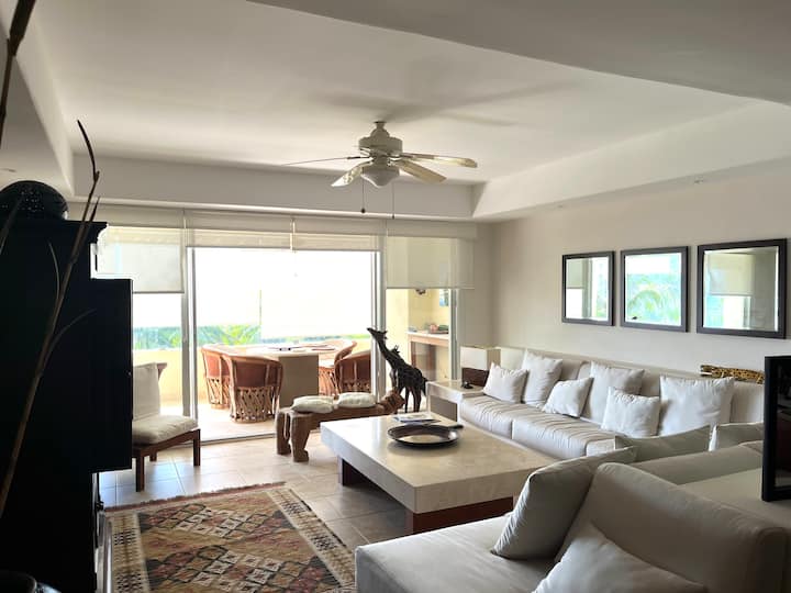 Beach Front Condo, Casa Marqués - Ixtapa Zihuatanejo