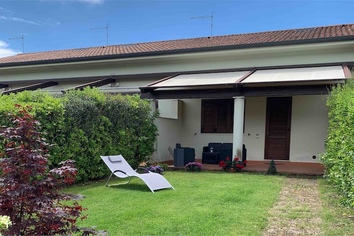 Apuane 27 - Forte dei Marmi