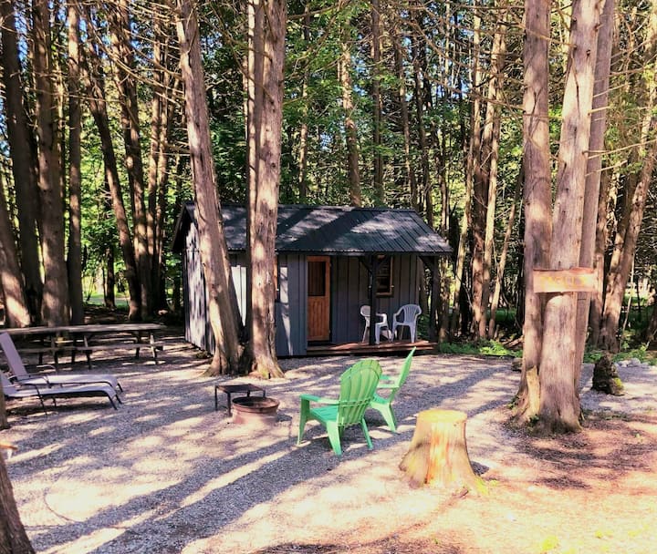 Rebas Cabin - Owen Sound