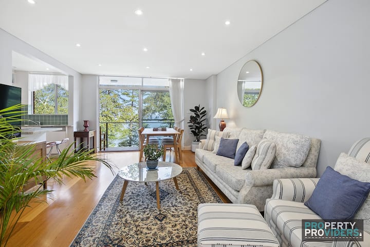 Comfy Manly Apartment W/ Sydney Harbour Views - Manly