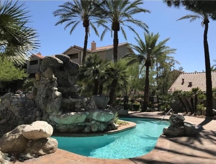 2 Bedroom Comfy Condo Near Strip - Las Vegas, NV