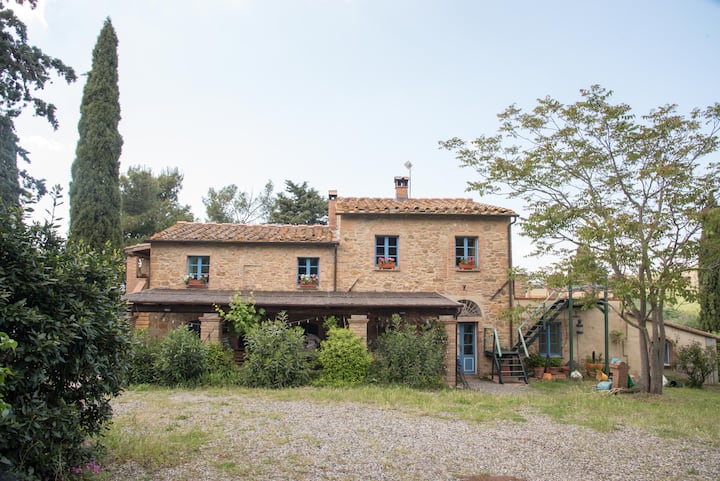 La Madonna - Volterra