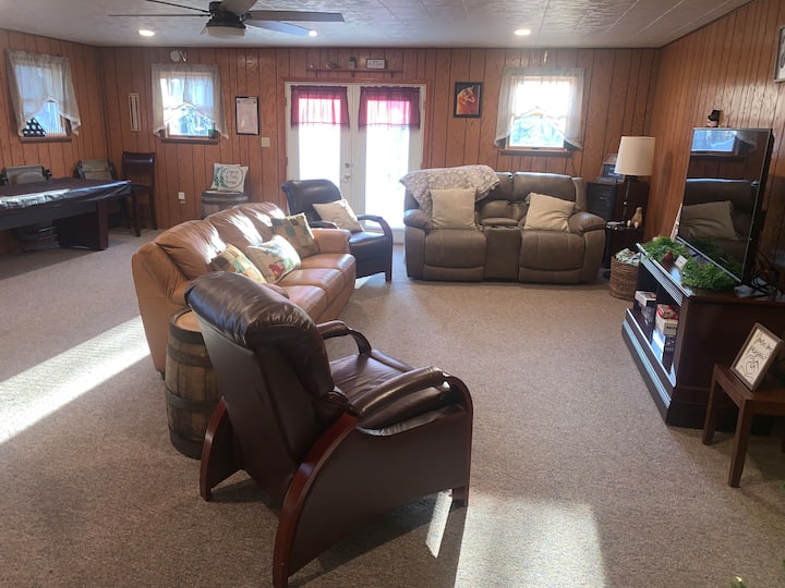 The Foxes Den - Jim Thorpe, PA