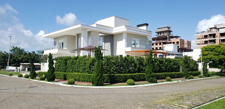 5 Suite Monster Home In Jurerê Amoreville. - Governador Celso Ramos