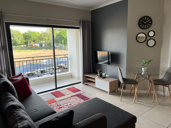 Pj’s @ Westlake Modern, Peaceful, Safe! Free Wifi! - Edenvale