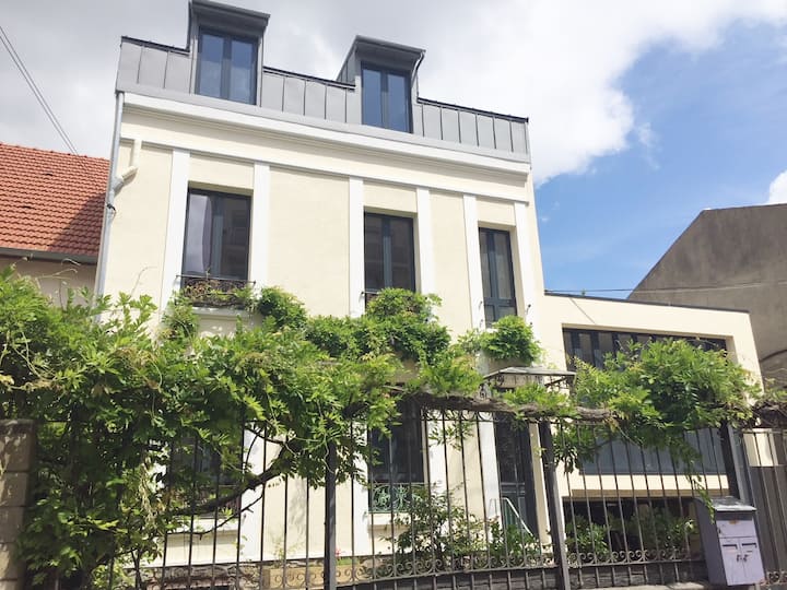 Maison Avec Jardin Et Terrasse Aux Portes De Paris - Paris