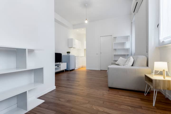 New & Lovely In Central Milan - Milan
