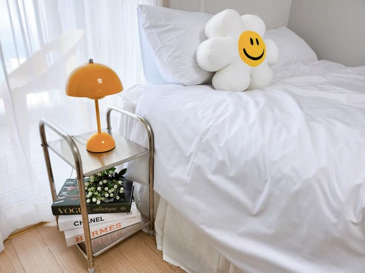 [옐로스마일]#영진해변#도깨비촬영지#해변까지도보3분 - Gangneung-si