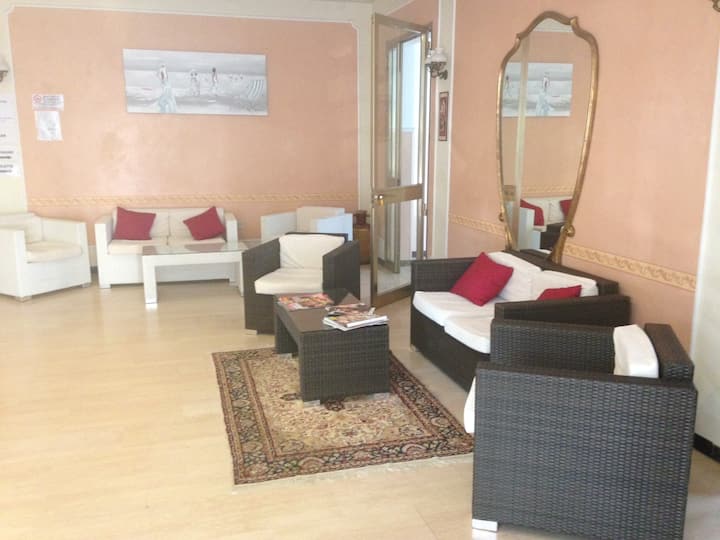 Hotel Carol B&b - Cesenatico