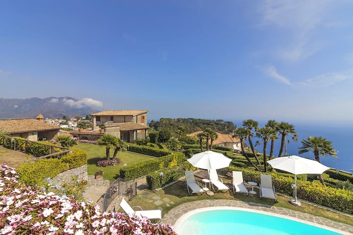 Scala " Villa Il Gabbiano " Amalfi Coast Wedding - Amalfi