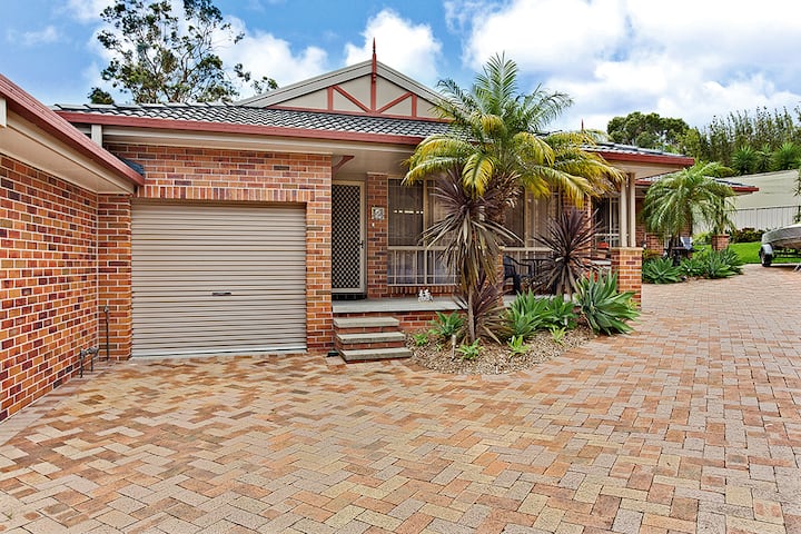 Corlette House - Port Stephens