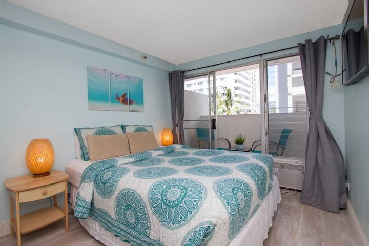 2 Min Walk To Main Waikiki Beach & Duke Statue - Honolulu