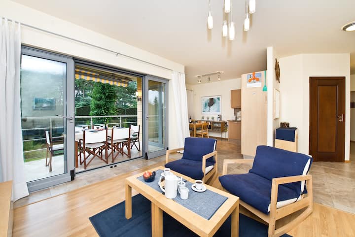 Lux Apt @Bay, View W.garden+terrace - Jastarnia