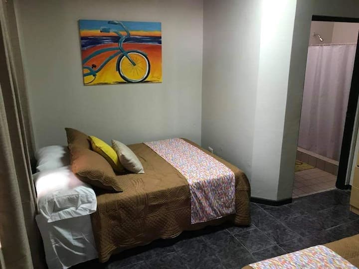 Apartamentos Indira - Puntarenas
