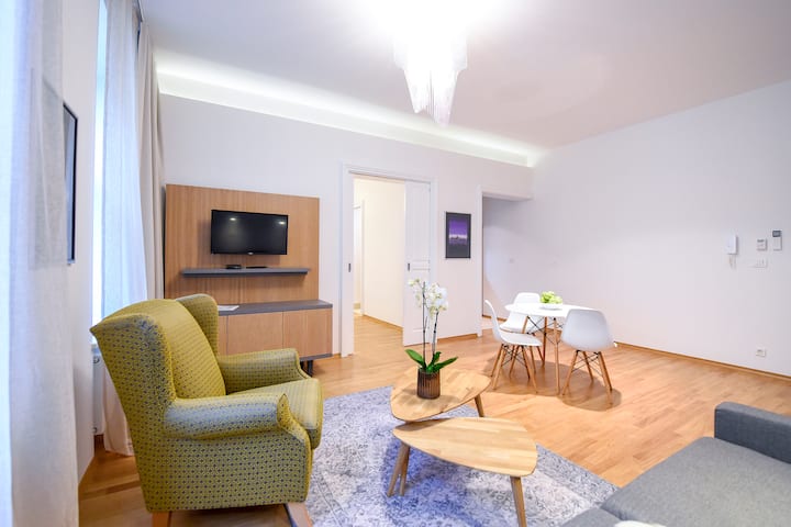 City Centre Chic Apartment Ljubljana 1/4 - Ljubljana