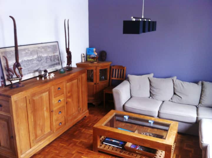 Karibu! Cosy 70m² Teak Wood Furnished Apartment. - Bruxelles