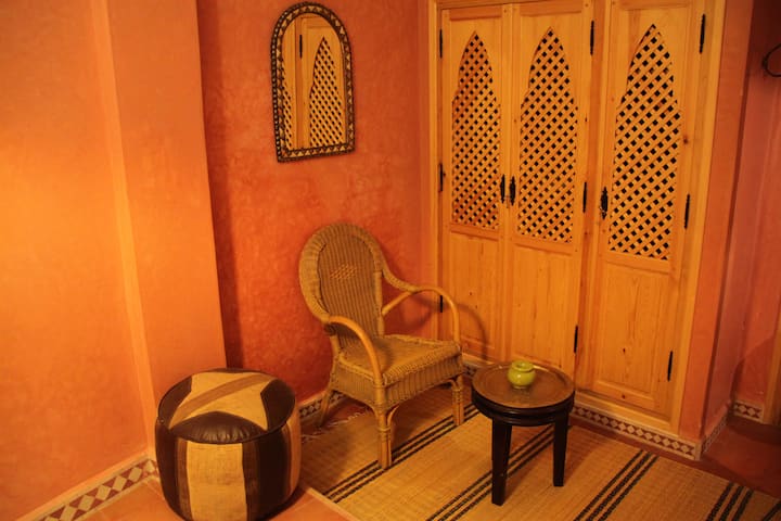 Dar Sami : Chambre Terracotta & Petits Déjeuners - Tanger