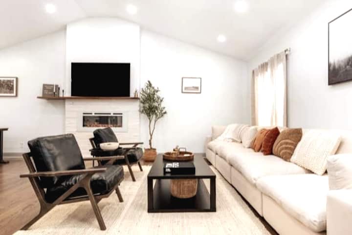 2 Master En Suite In South Clt! Luxe/modern Style! - Charlotte, NC