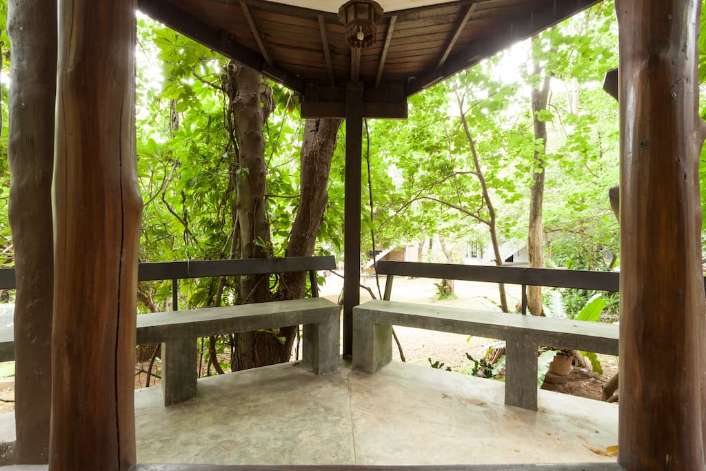 Tree House 10 mins drive fr center - Cabanes dans les arbres à louer à ...