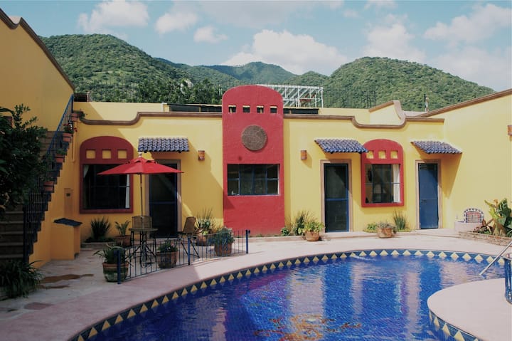 Casita Ozomatli 2 Blocks From Lake - Ajijic