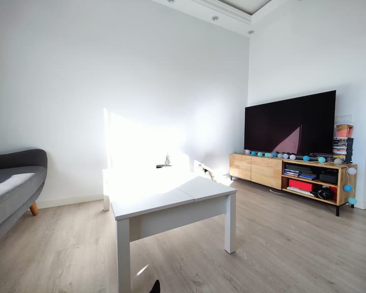 Habitación Doble Con Escritorio Privado Y Baño - Barcelona
