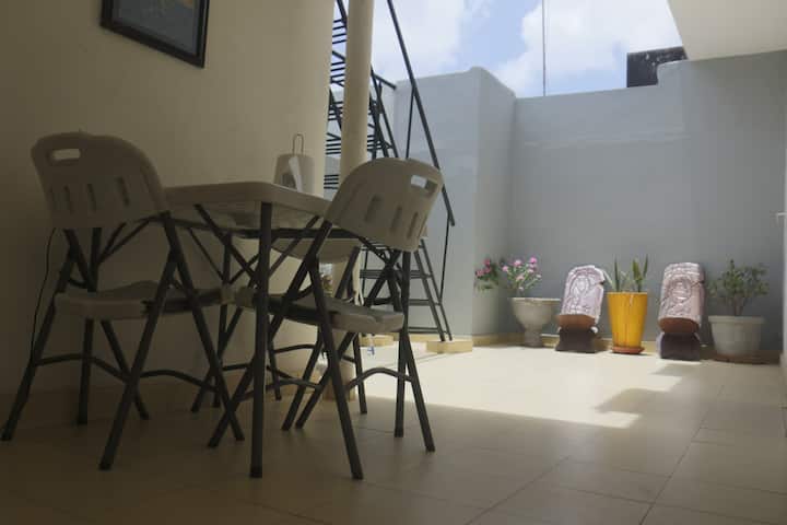 Charmant Duplex à Coté De La Plage De Yoff - Dakar