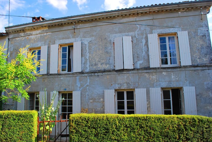 Gîte Xviième 10 Pers:48km De La Mer - Saint-Jean-d'Angély