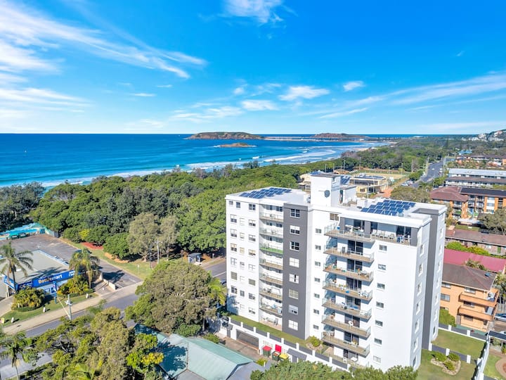 Unit 27- 3 Bedroom Ocean View Apartment - Coffs Harbour