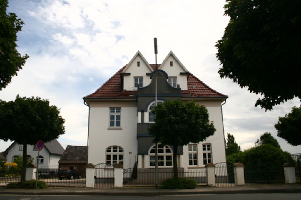 villa Issum, beautiful villa - Villas for Rent in Issum, North Rhine ...