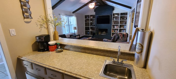 Plantation Hills - 3/2 Pool/office/grill/ro/patio/ - Midland, TX