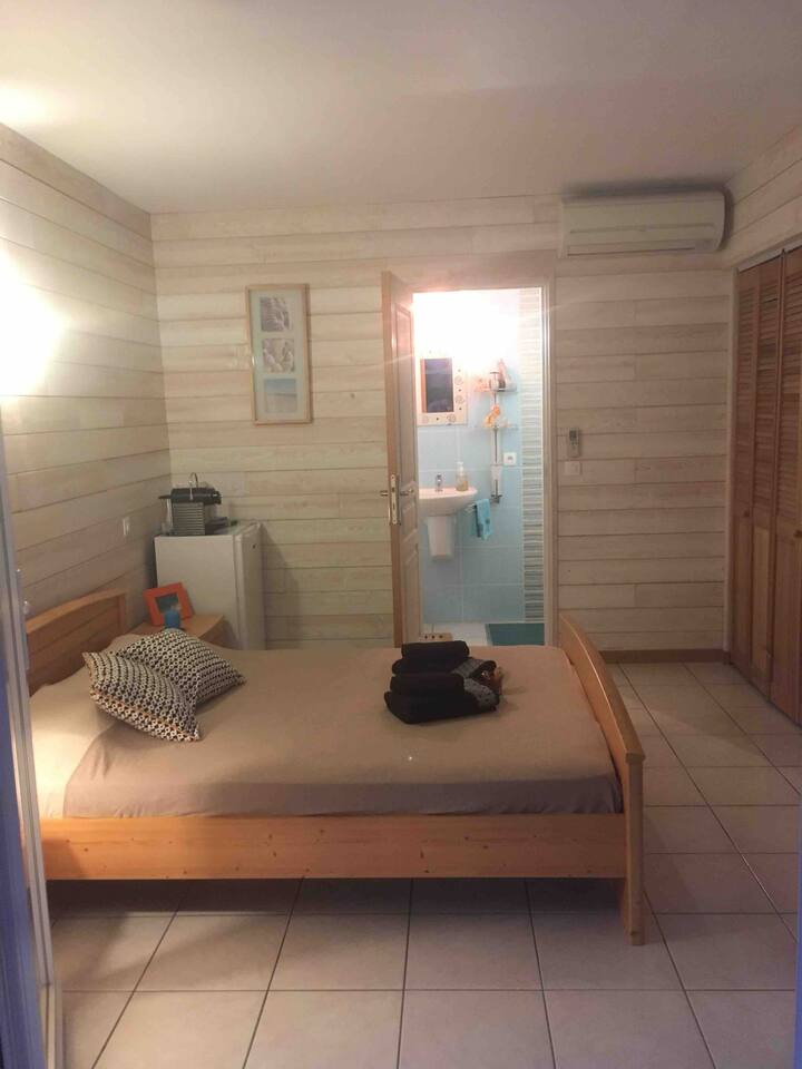 Chambre Paradis Climatisée Avec Piscine. - Audenge