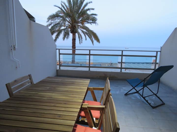 Vistas Al Mar Y Al Peñón. - Calp