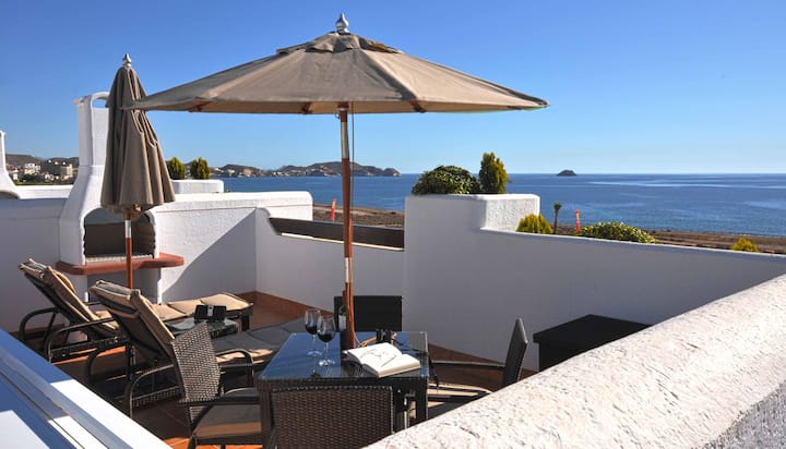 Oceanfront Villa With Every Amenity - Águilas