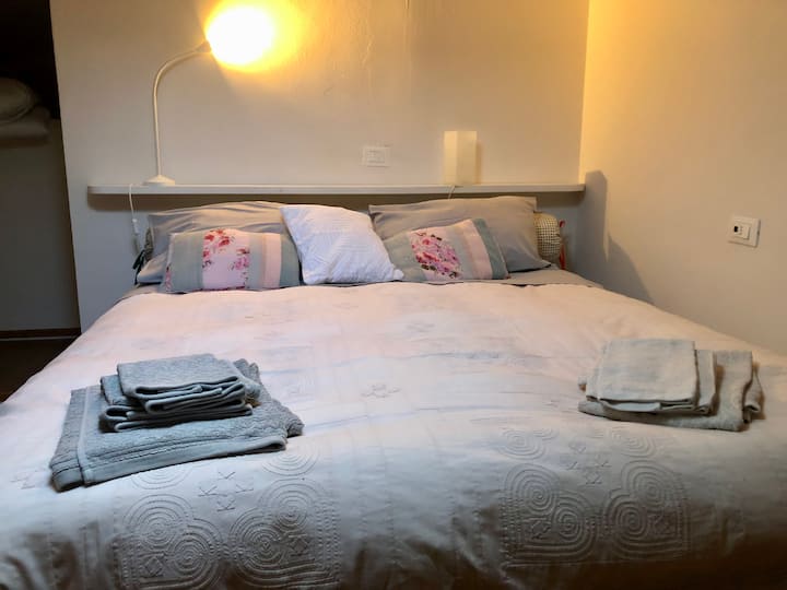 Cozy Laura Place - Florence