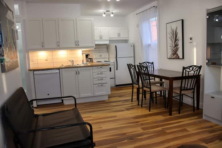 Charron Island Ferienwohnungen & Unterkünfte - Longueuil, Kanada | Airbnb