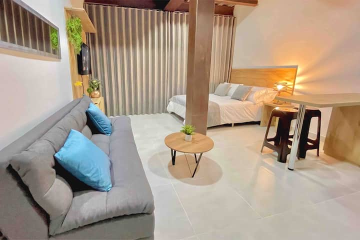 404 Luxury Loft In Laureles, Medellín - Medellín, Colombia