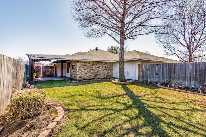 Updated House  Near Frisco, Plano, Dallas, Colony - Carrollton, TX