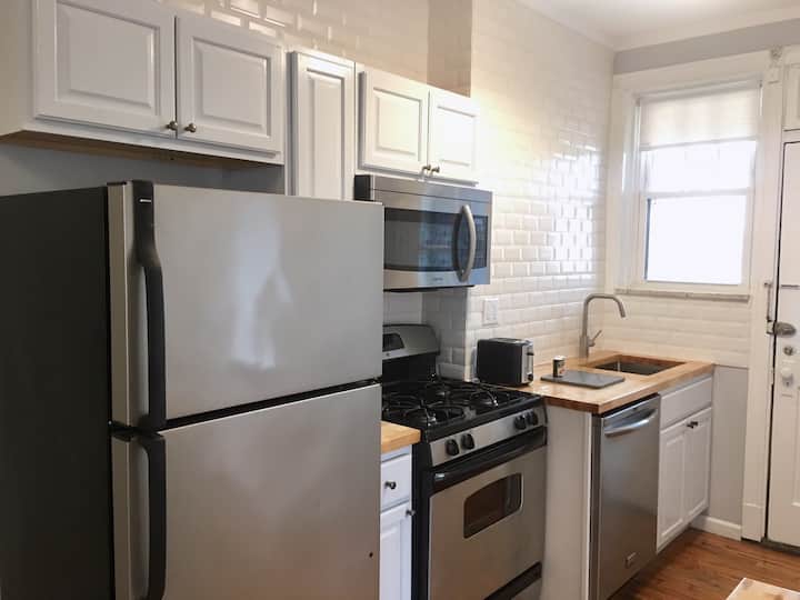 2 Bedroom 1 Bathroom - Hardwood Flrs Apt-1920's - Kirkwood, MO
