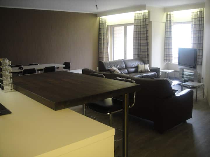 Koksijde Appt 6-8 P.,tout Confort - Koksijde