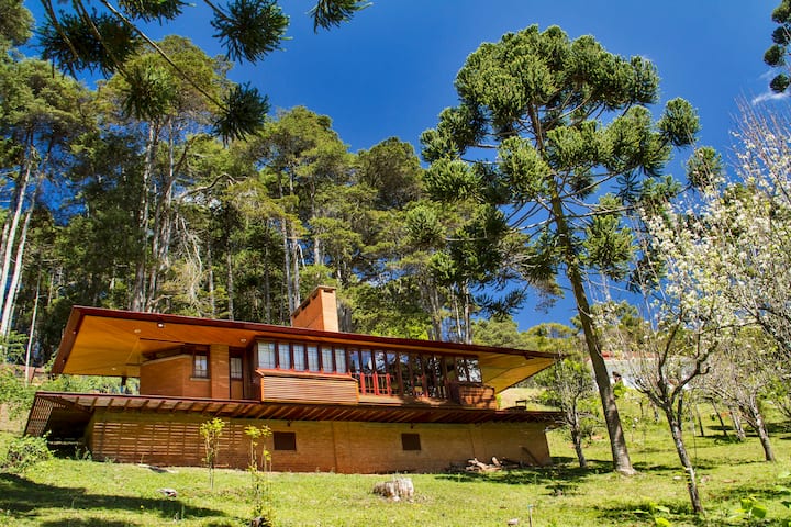 Chalet W / Large Green Area, Fields - Campos do Jordão