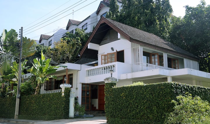Exclusive Quiet Home With Garden - 치앙마이