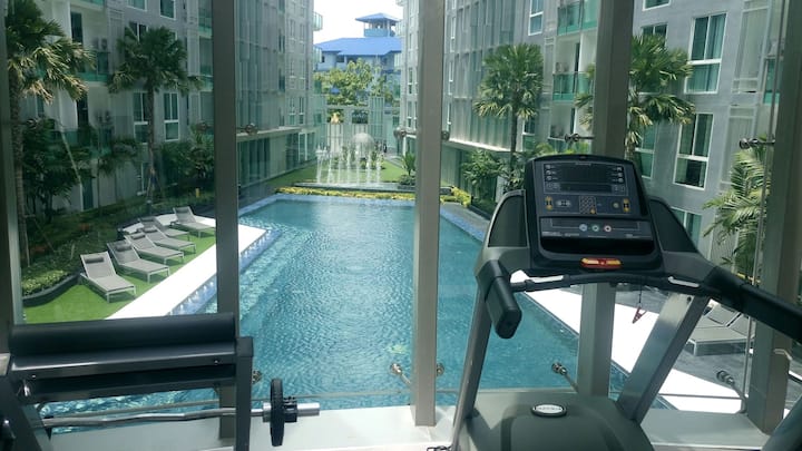 City Center Pattaya Luxury Studio Condo Balcony - Pattaya