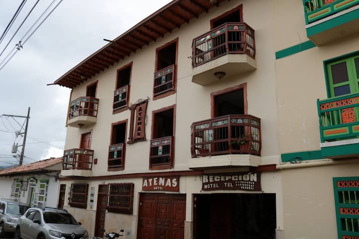 Hotel Atenas Jerico Diagonal Casa Santa Laura - Jericó