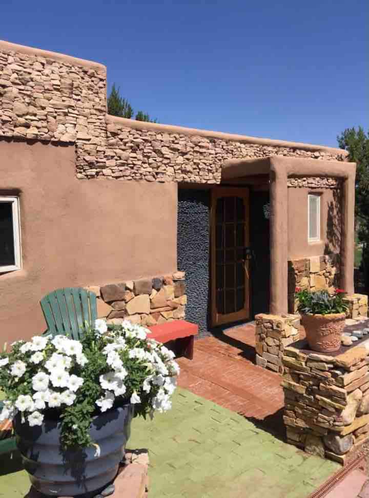 Stone Casita - Santa Fe, NM